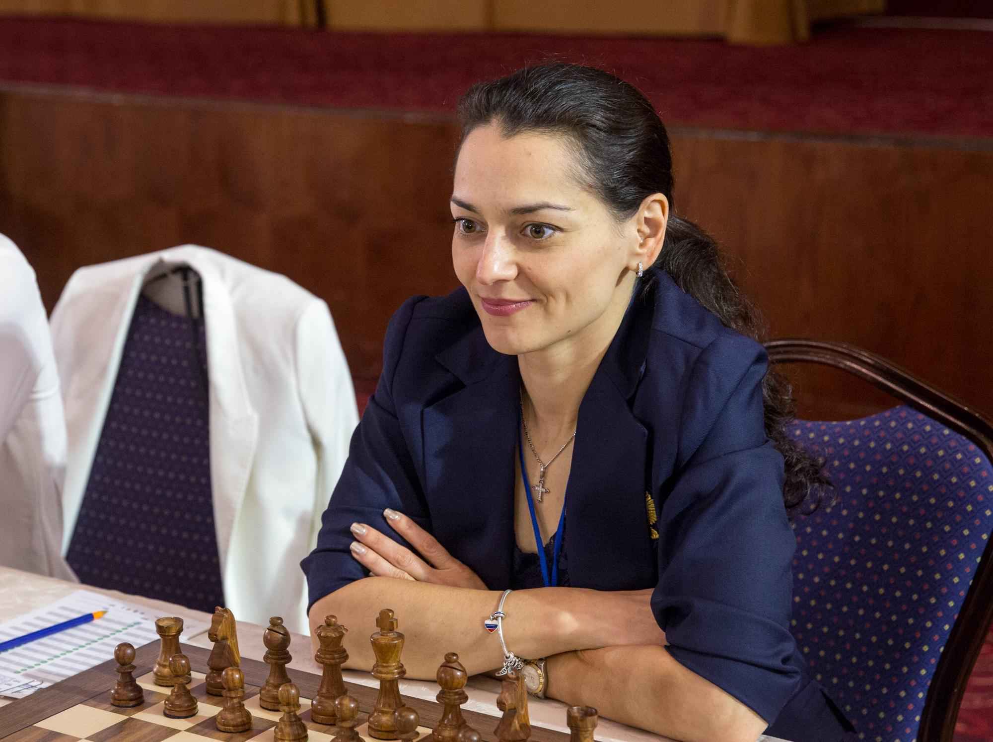 Popular Hot Female Chess Players: Top Stars Ranked